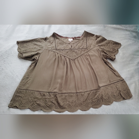 Knox Rose | Tops | Plus Size Knox Rose Top | Poshmark
